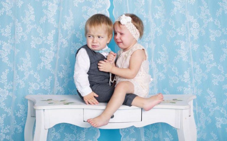 Twins Crying at the Same Time | How to Cope | Twinfo