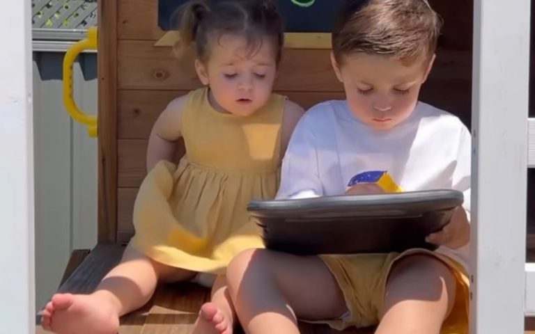 Reading Games For Twins and Triplets | Reading Eggs